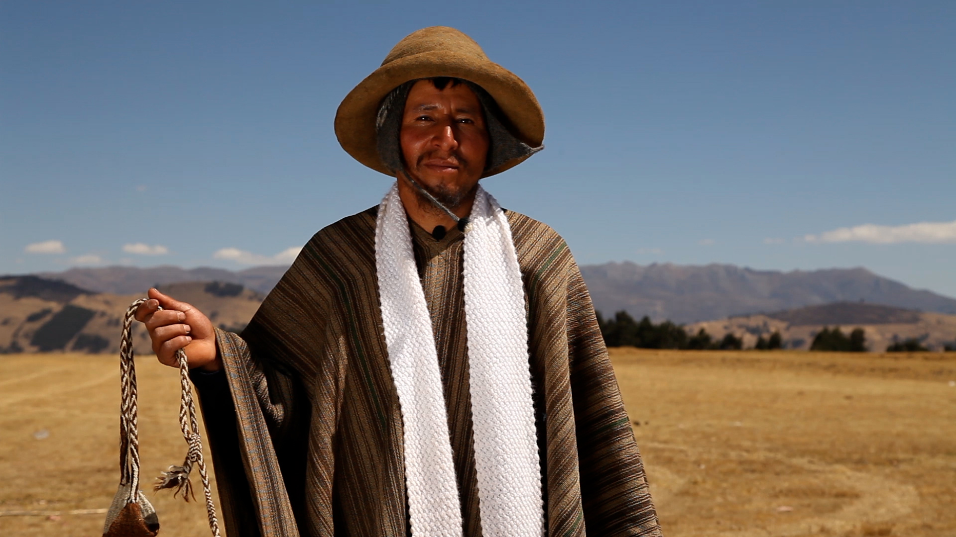 Sobre héroes (y heroínas) sin tumbas - Bicentenario del Perú